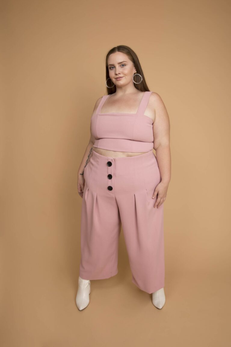 How to Become a Plus Size Model | Advice on Casting, Portfolio & Agency ...