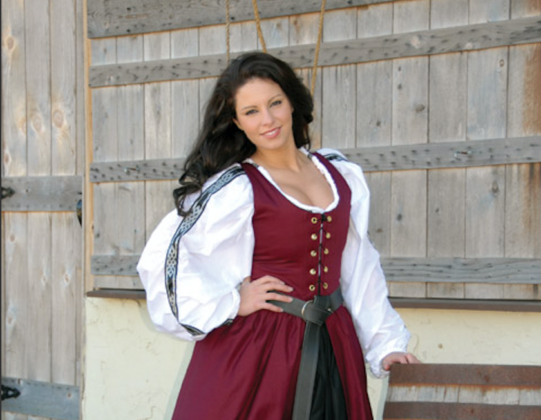 Where to Buy Plus Size Renaissance & Period Costumes | 13 Brands - The ...