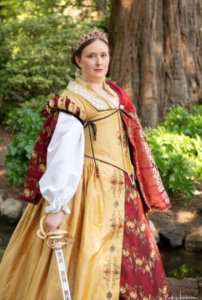 Where to Buy Plus Size Renaissance & Period Costumes | 13 Brands - The ...