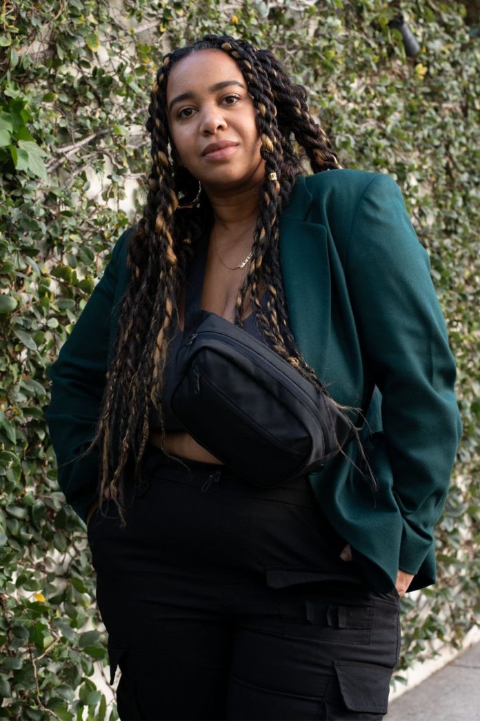 Where to Shop for a Plus Size Fanny Pack | 15+ Options for 2022 - The ...