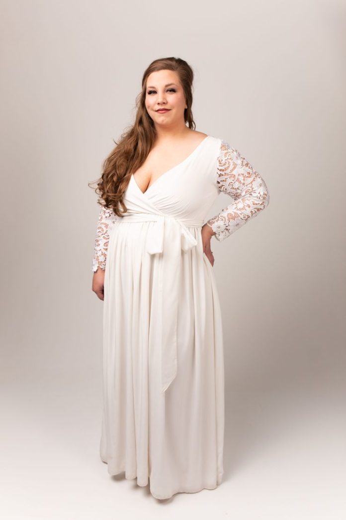 Custom Made Wedding Dresses in Plus Size - 4 Brands to Shop - The ...