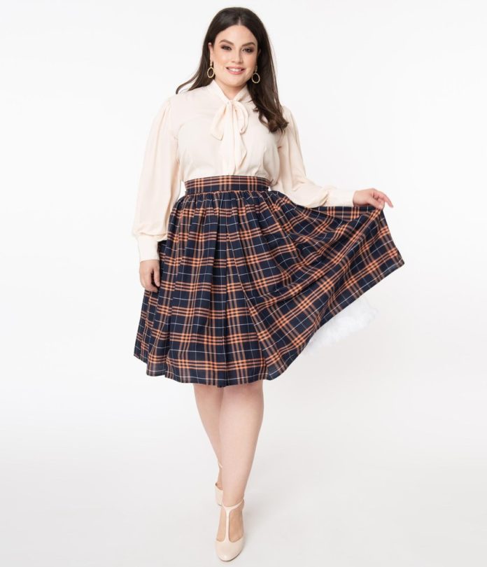 30+ Plus Size Dark Academia Outfit Ideas | Where to Shop! - The Huntswoman