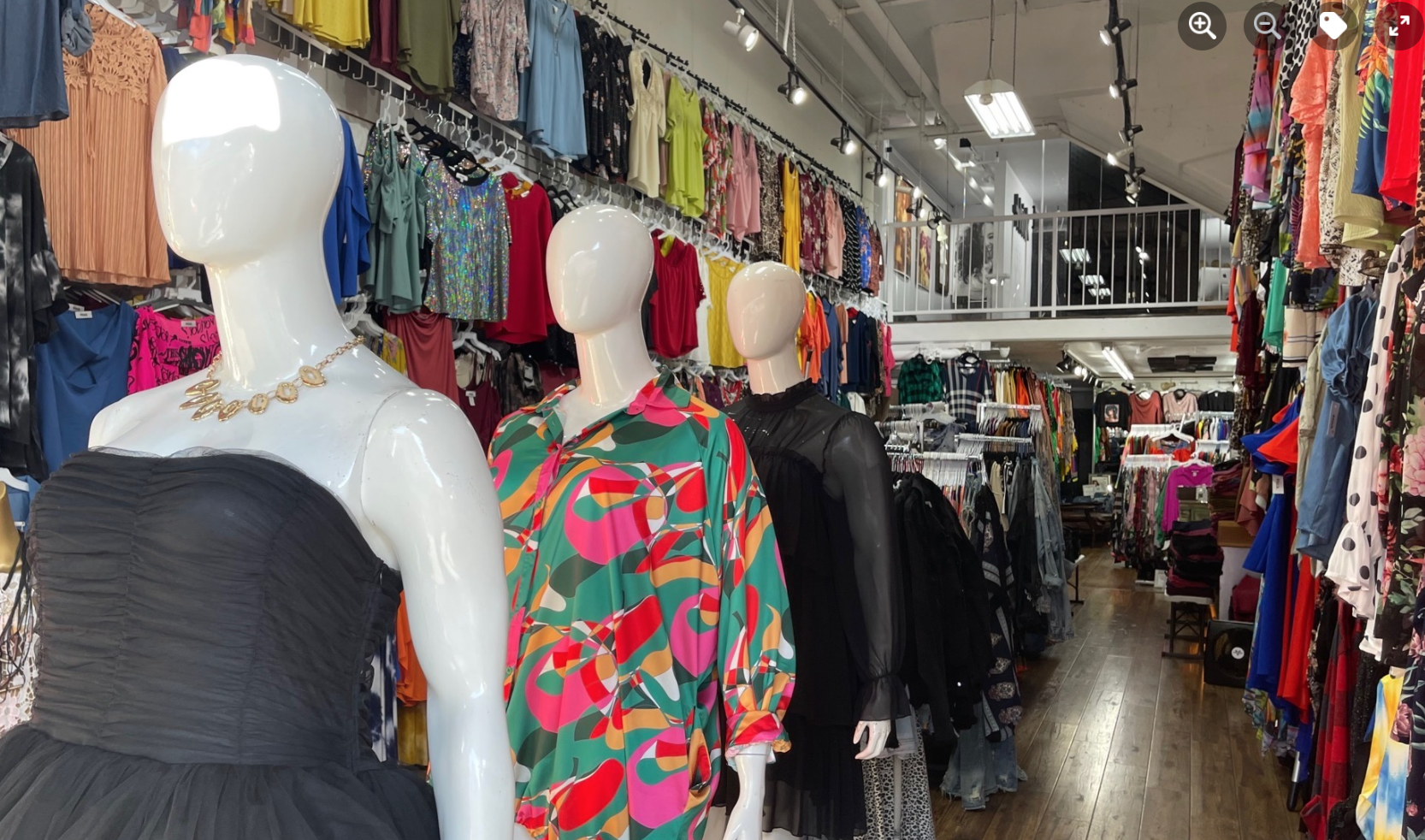 Where to Buy Plus Size Clothes in LA | 23+ Stores in 2023 - The Huntswoman