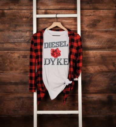 67+ Best Gifts for Lesbian Girlfriend that are AWESOME in 2023 - The ...