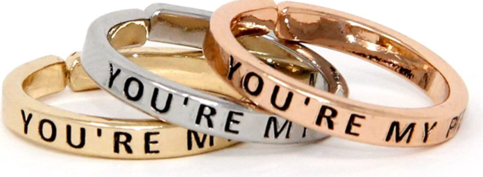 48+ BEST & Most FUN Throuple Gifts | Gifts for Triads & Polyamory ...