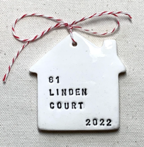 37+ LOVELY First Home Gifts | Best New Home Gift Ideas - The Huntswoman