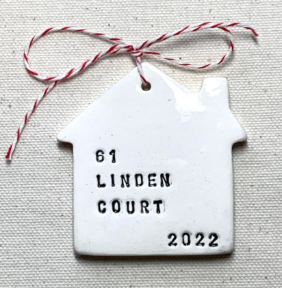 37+ LOVELY First Home Gifts | Best New Home Gift Ideas - The Huntswoman