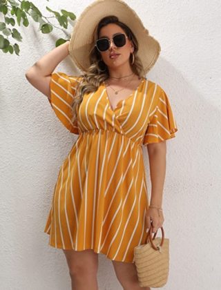 Where to Shop for Plus Size Resort Wear | 43 Outfit Ideas - The Huntswoman