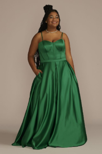 10+ Places to Buy *Unique* Plus Size Prom Dresses - The Huntswoman