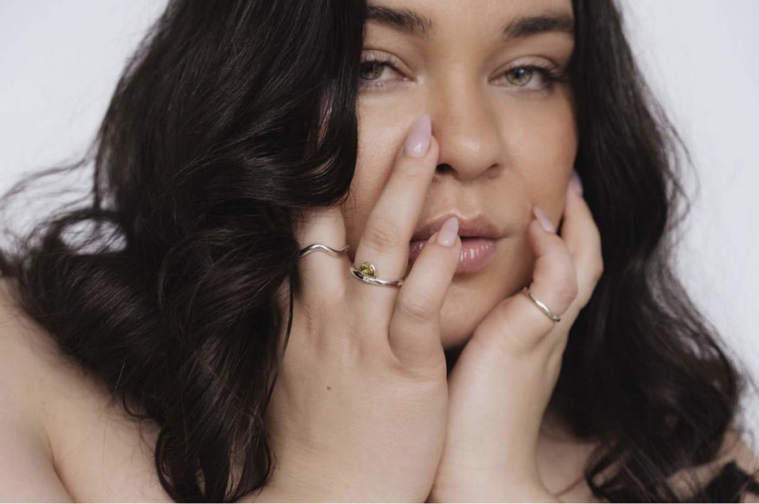 13+ Brands That Carry Plus Size Rings | Fat Positive Jewelry - Where to ...